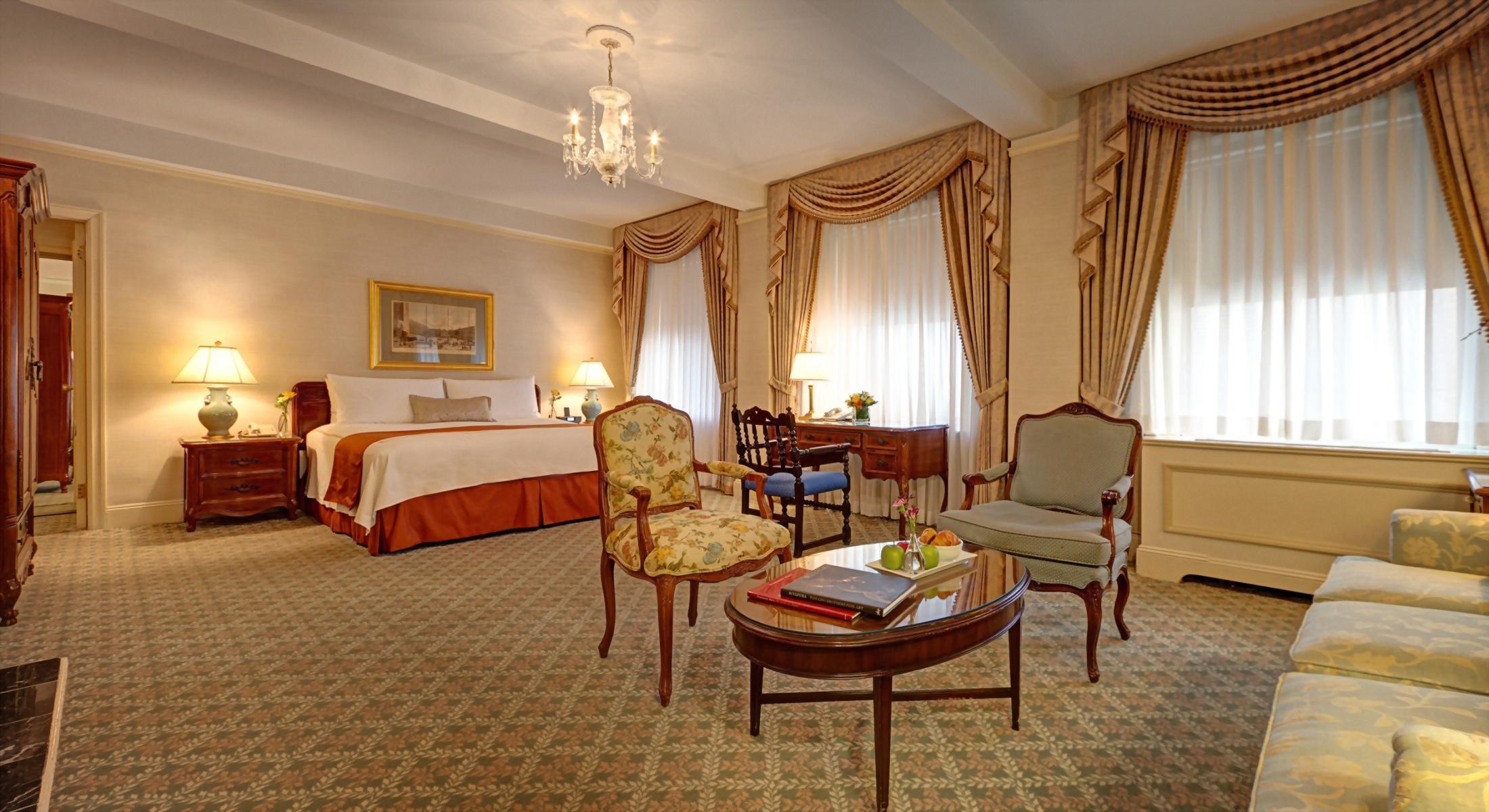 Hotel Elysee New York City | Hotel near Rockefeller Center | Junior Suite